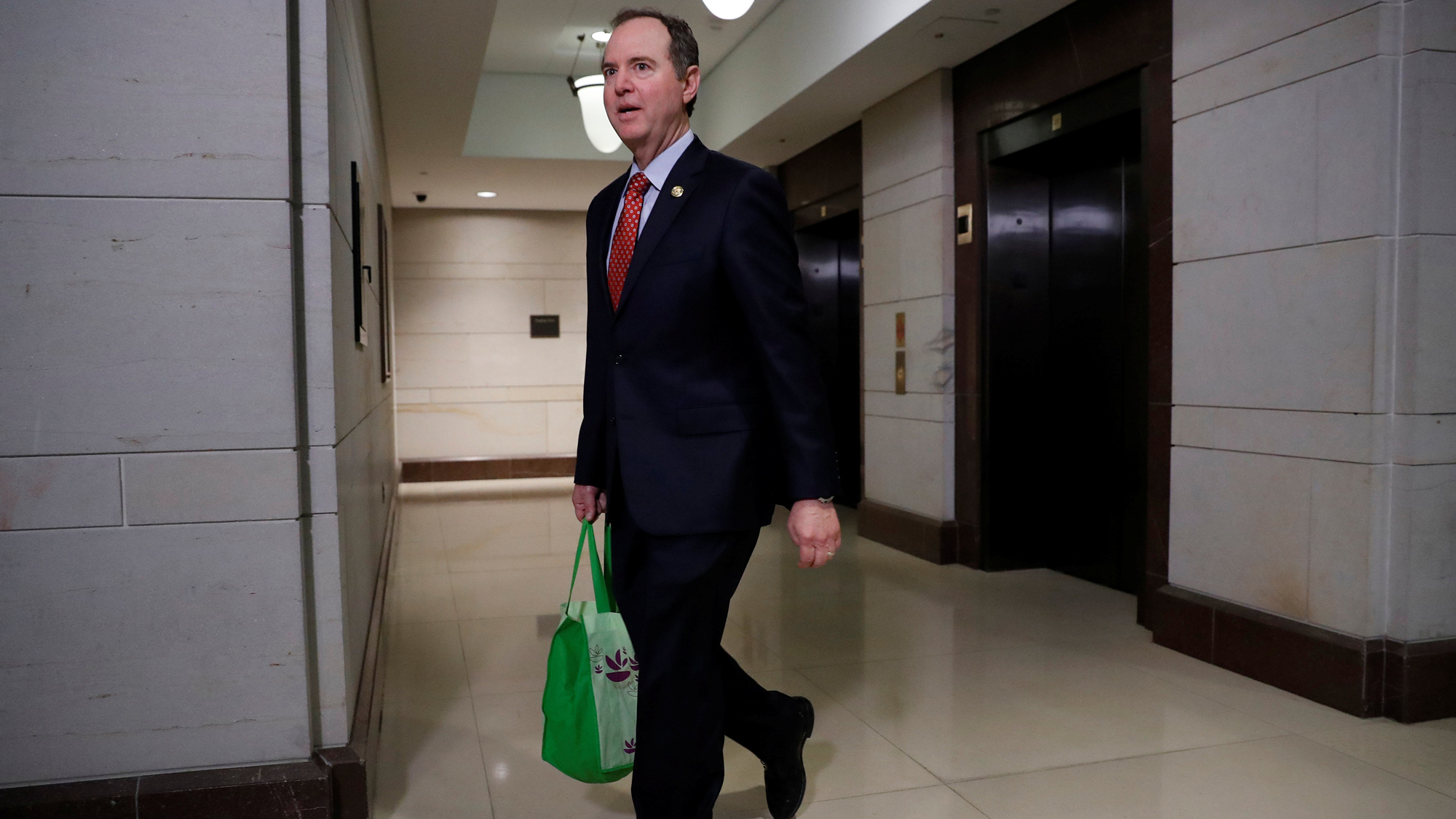 House Intelligence Committee votes to release Republican memo alleging ...