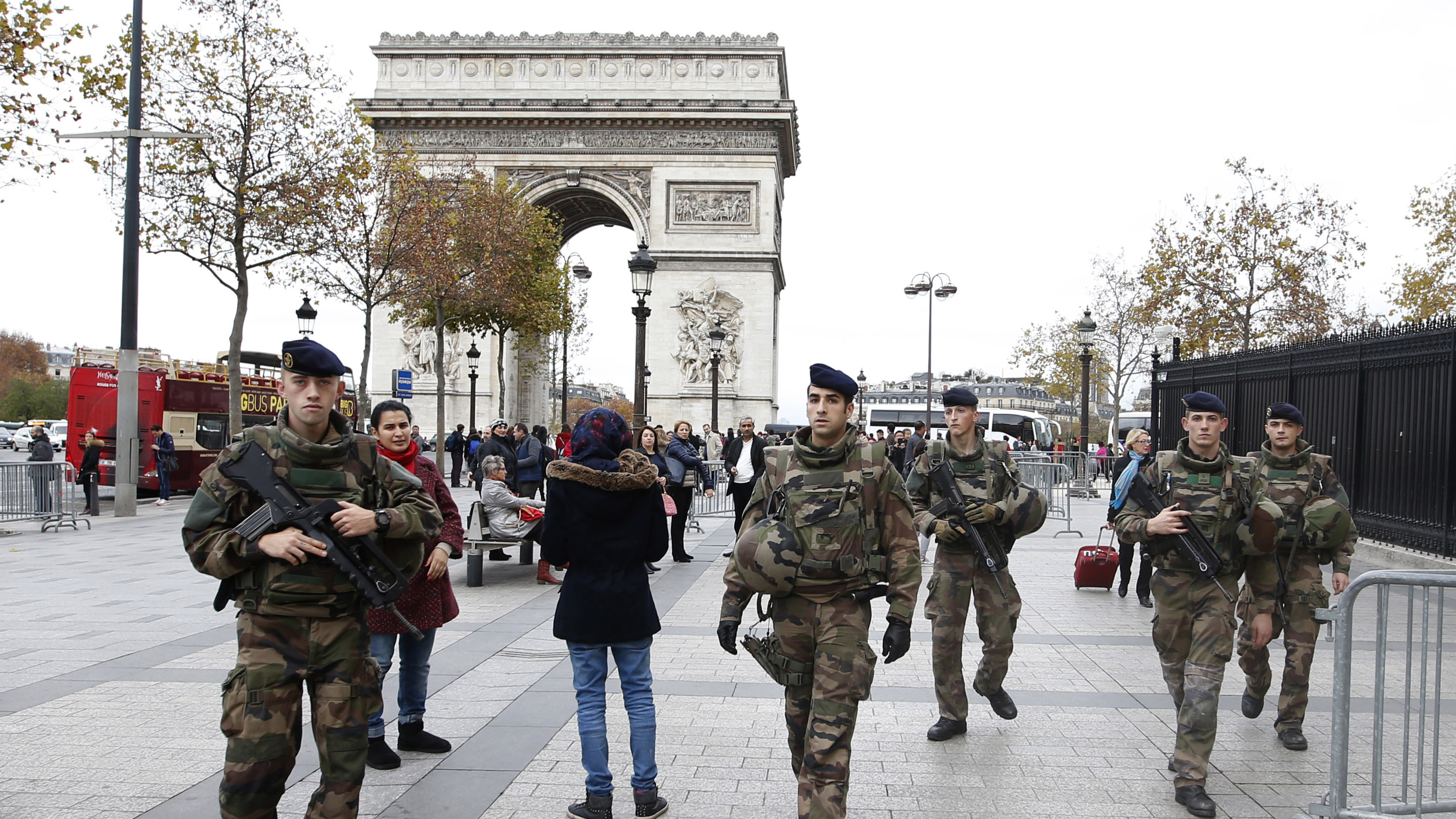 France identifies Belgian as Paris attacks mastermind; US bombs ISIS ...