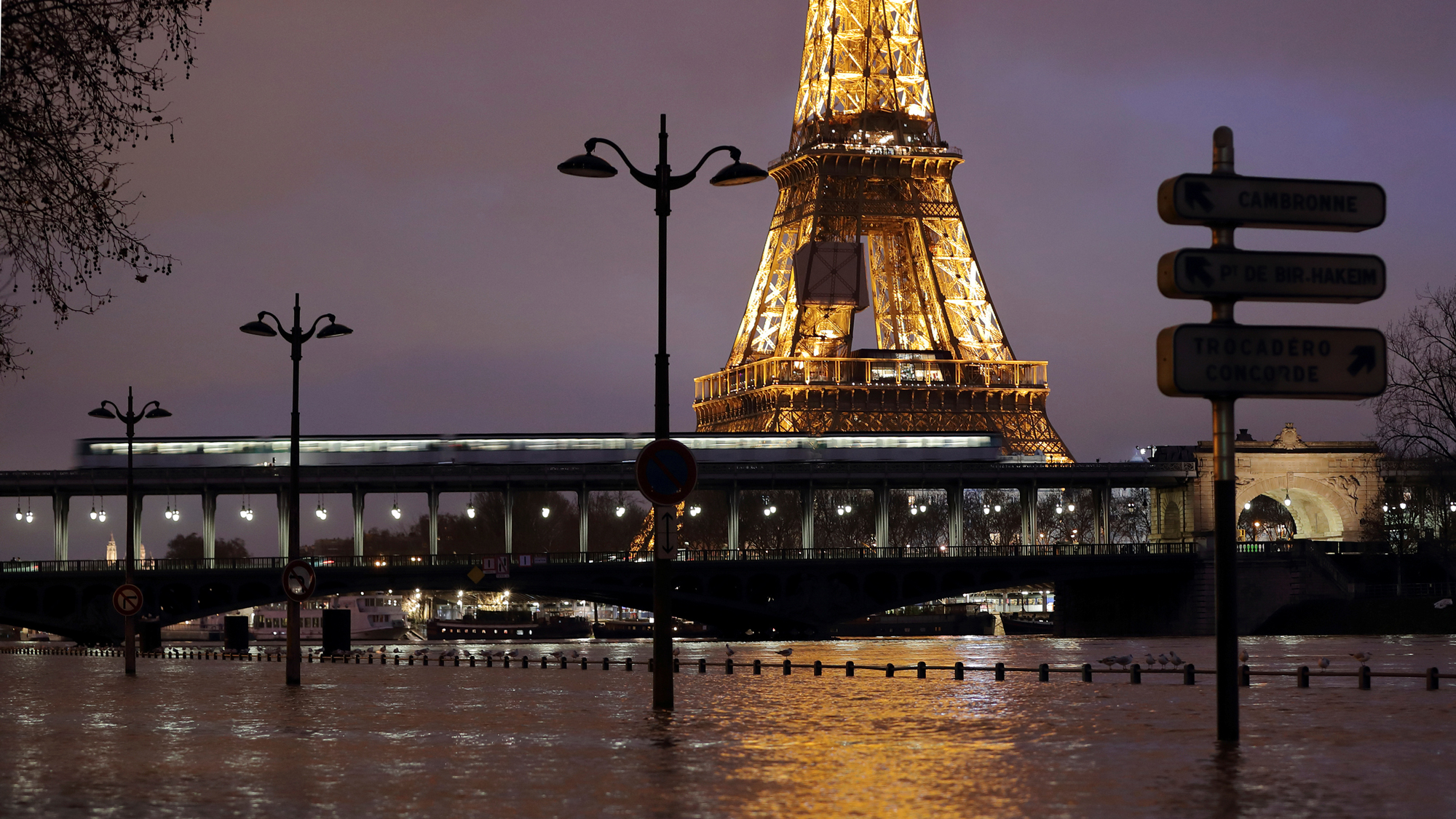 Nearly 1,500 evacuated in Paris region as rising Seine poses flood risk ...