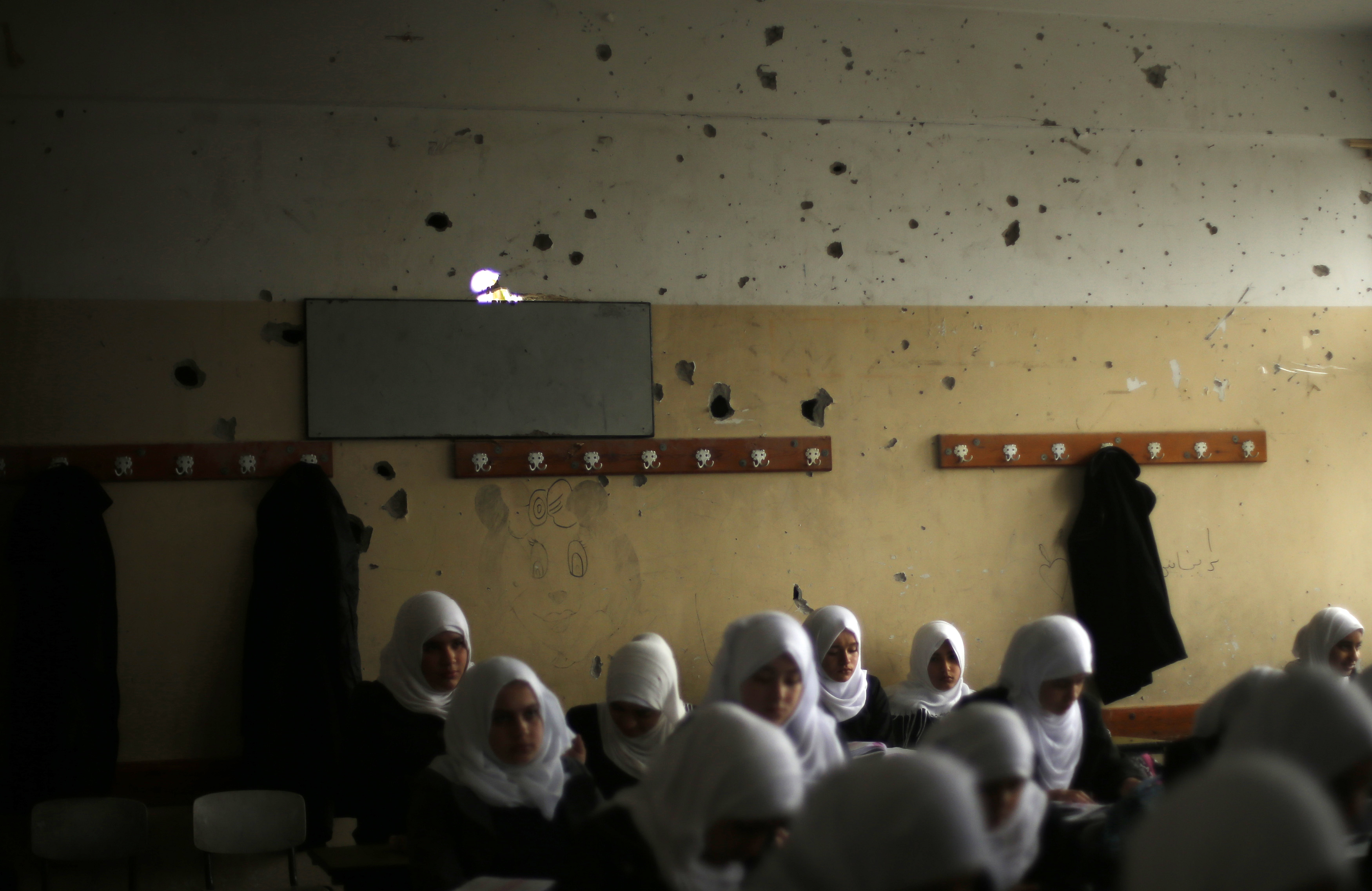 There's an international effort to make safe schools in conflict zones ...