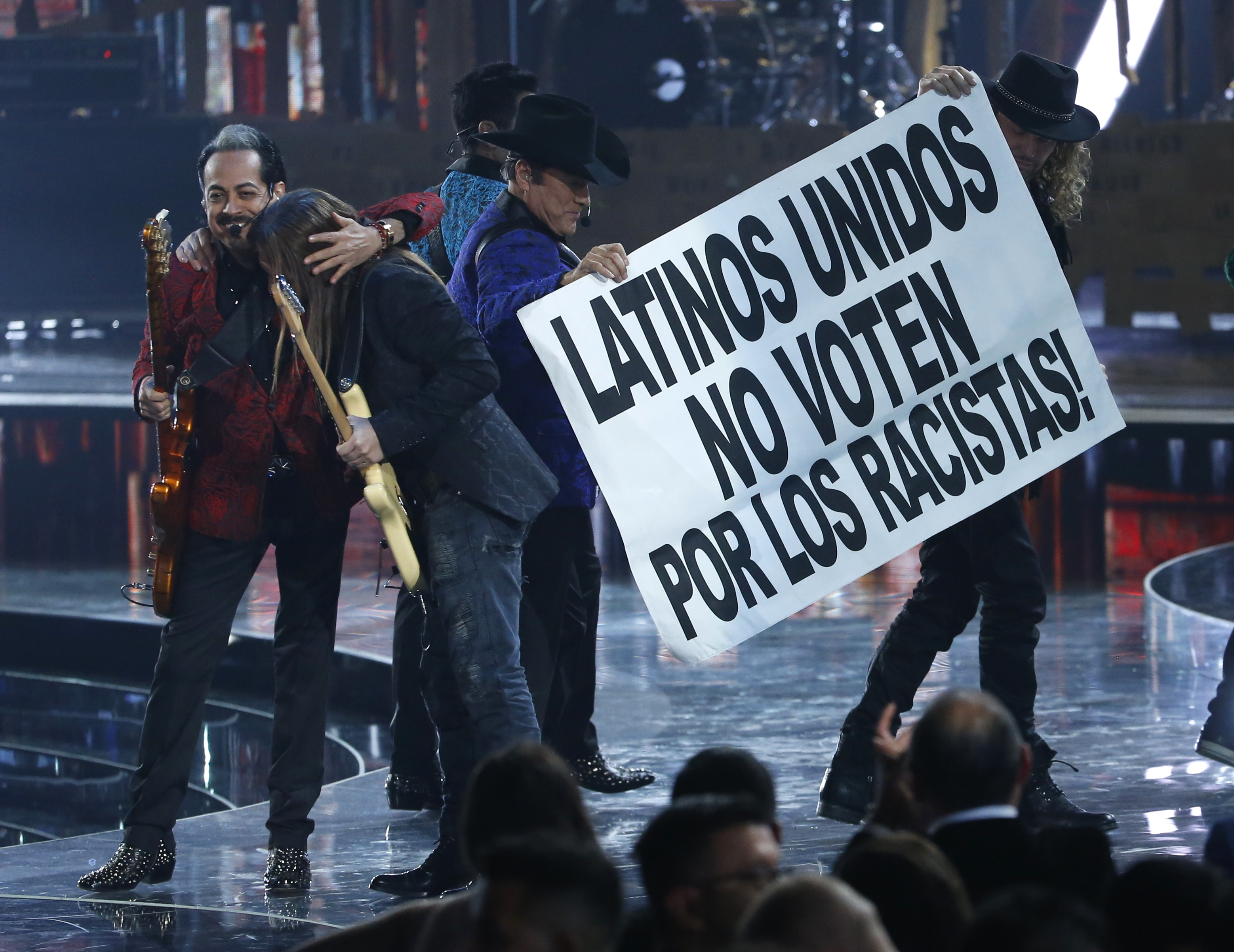 'Don't Vote For Racists,' a refrain at the 2015 Latin Grammys - The ...