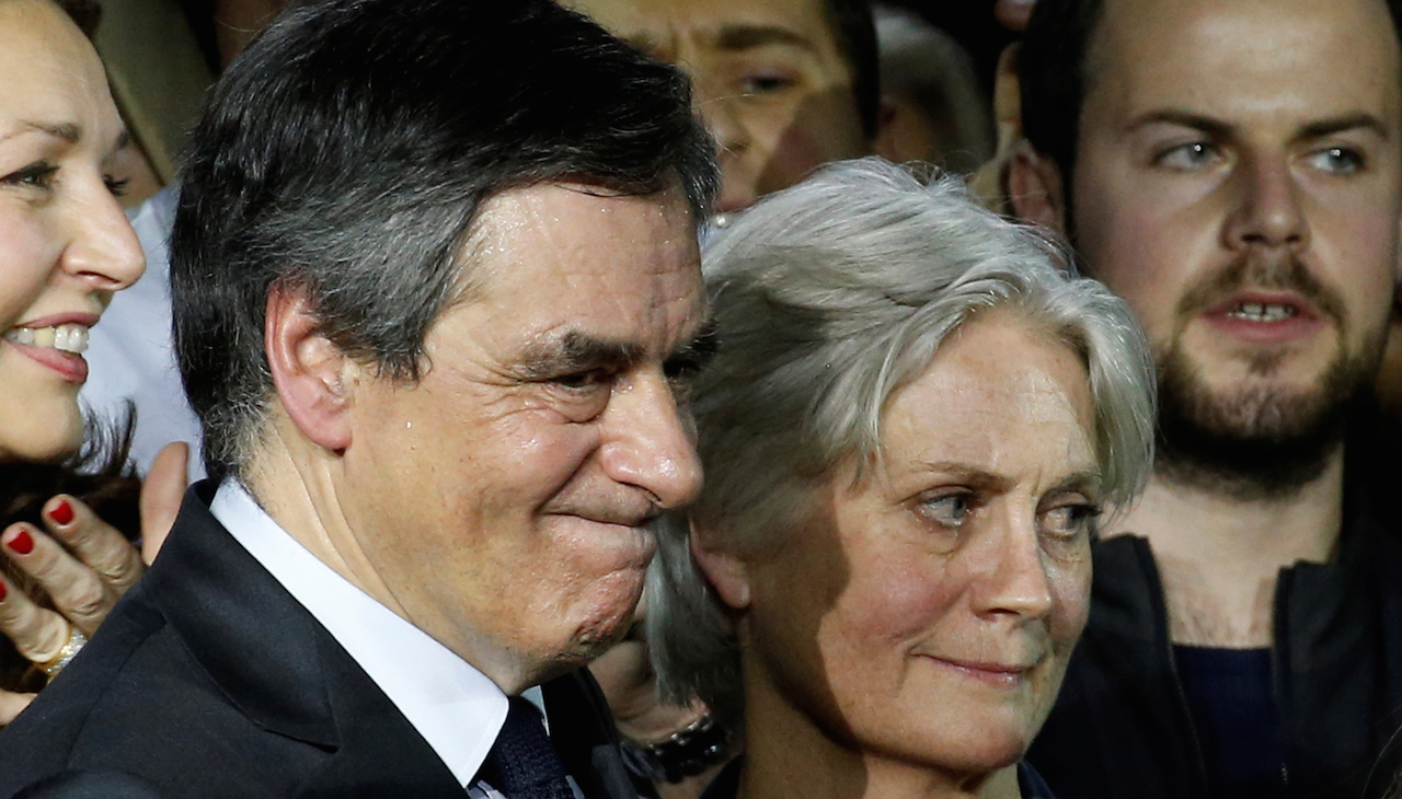 Fillon faces 'fake job' charges but stays in French campaign for ...