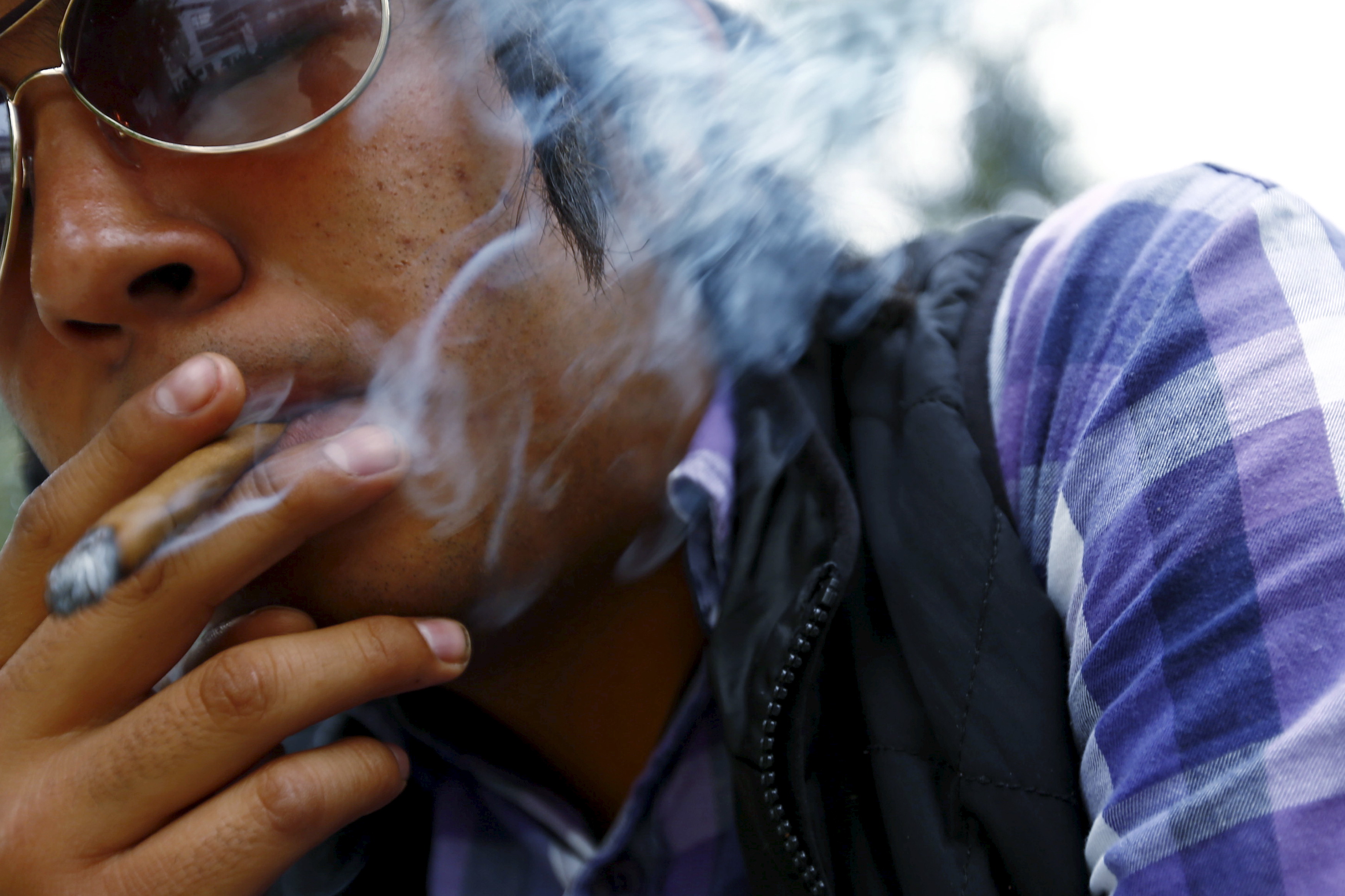 Mexico's Supreme Court takes a step toward making pot freely available ...