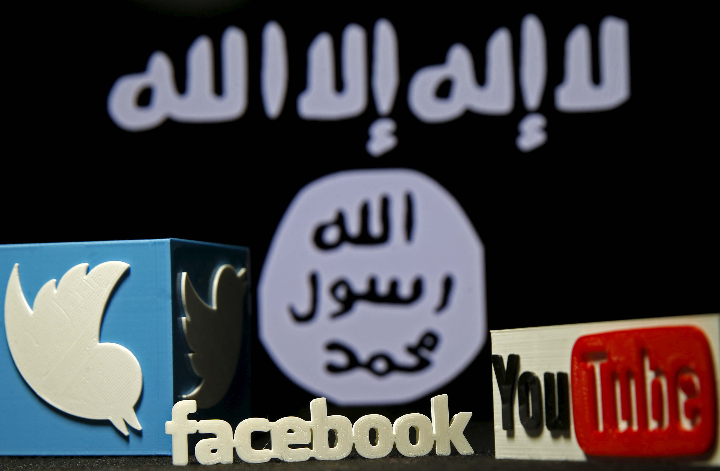 How ISIS recruits online — using encryption, chat rooms and even dating ...