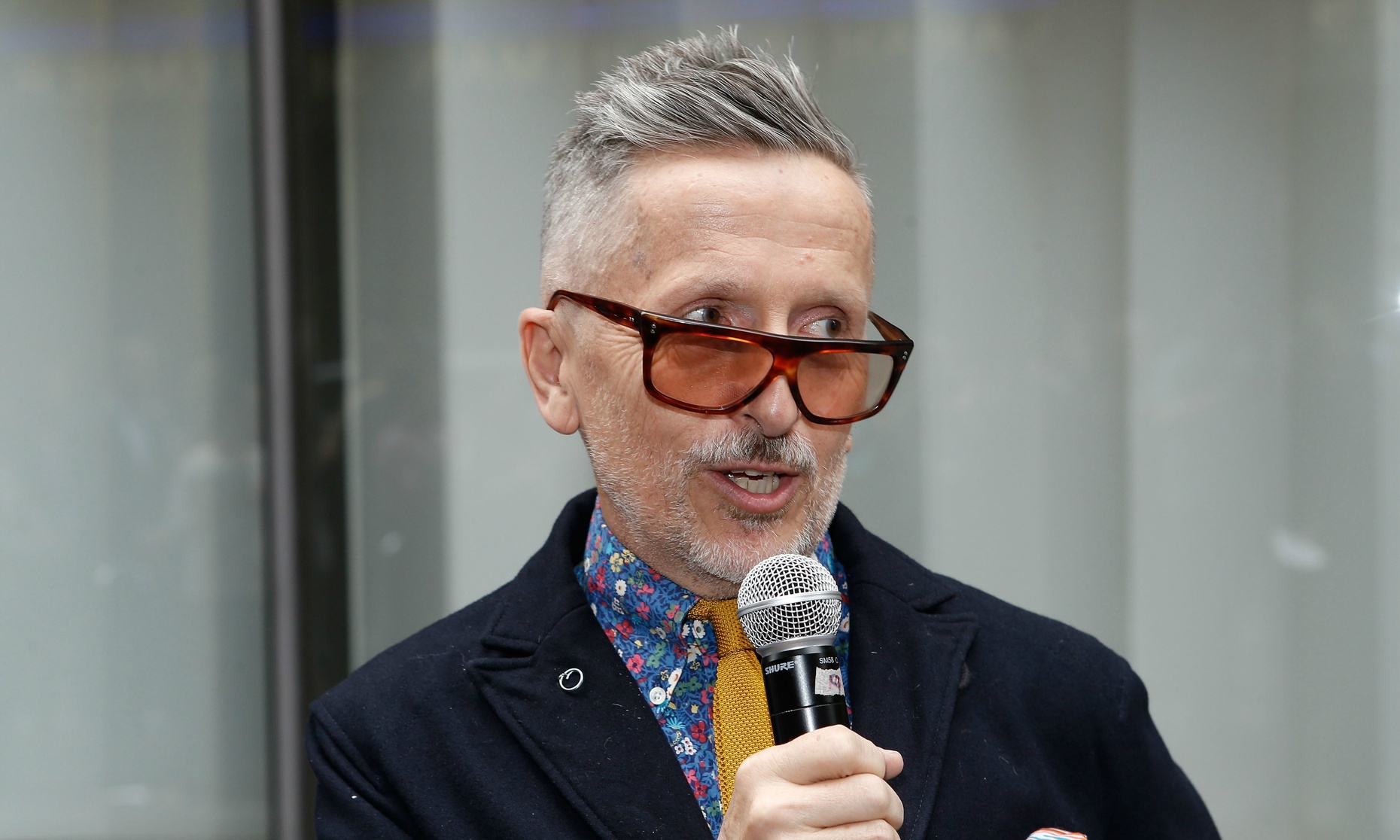 Seven Floors of “Eccentric Glamour” with Simon Doonan - The World from PRX