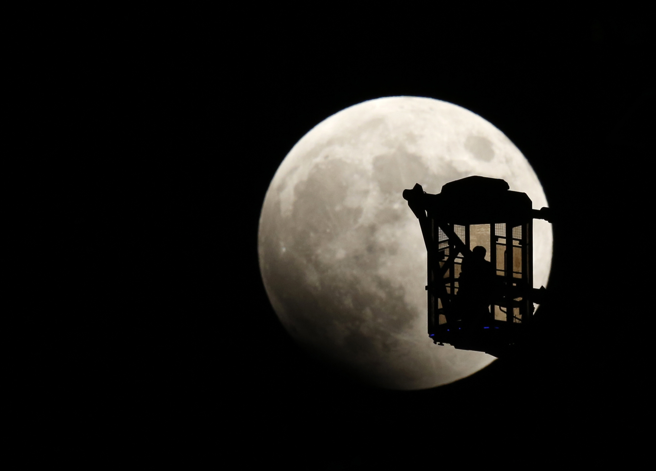 This year's October sky should be pretty cool — starting this morning ...