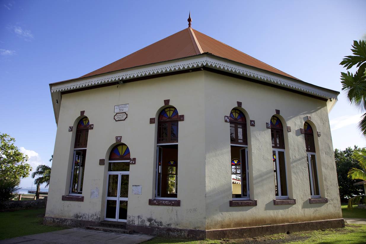 The octopus church of French Polynesia may have you rethink your next ...