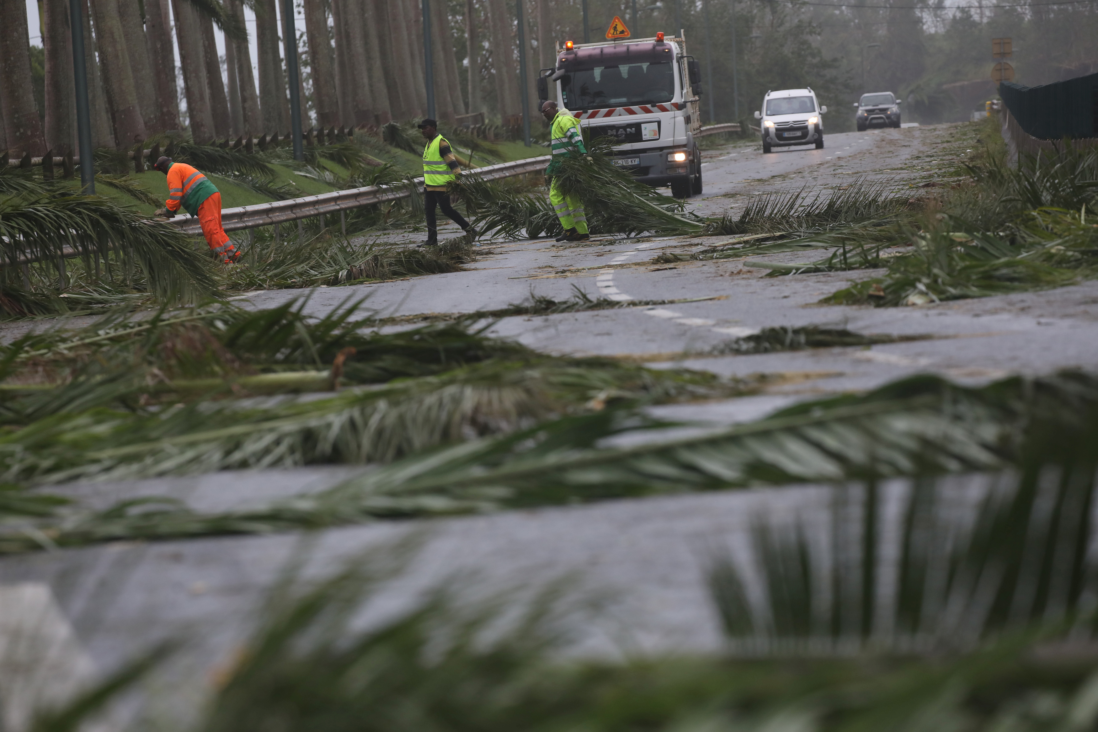 Puerto Rico is ‘100 percent without power’ after Hurricane Maria makes ...
