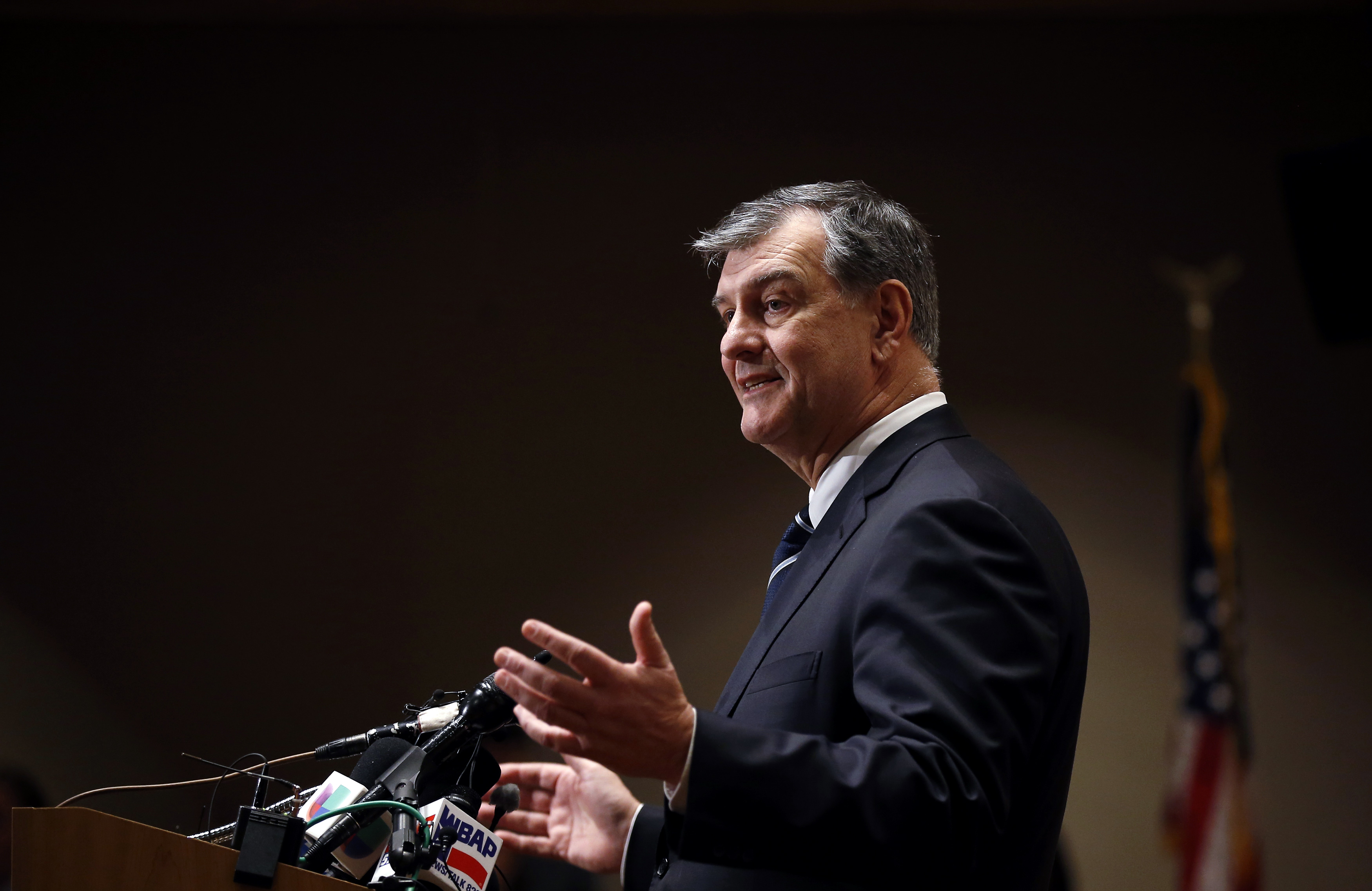 The mayor of Dallas is still ready to welcome Syrian refugees in his ...