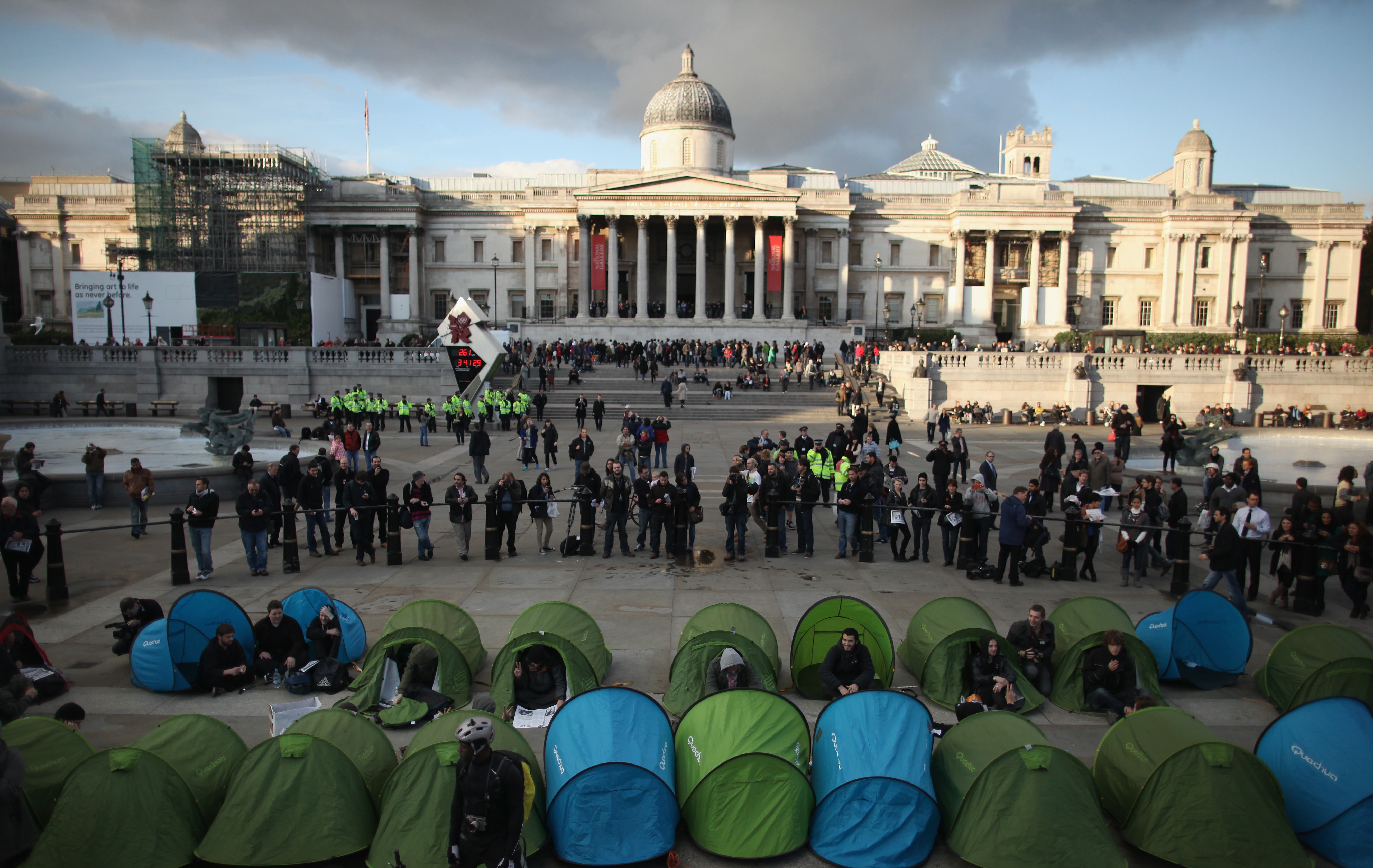 Thousands of student protesters march in London - The World from PRX