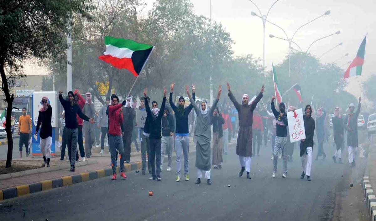 Kuwait's 'stateless' citizens protest | The World from PRX