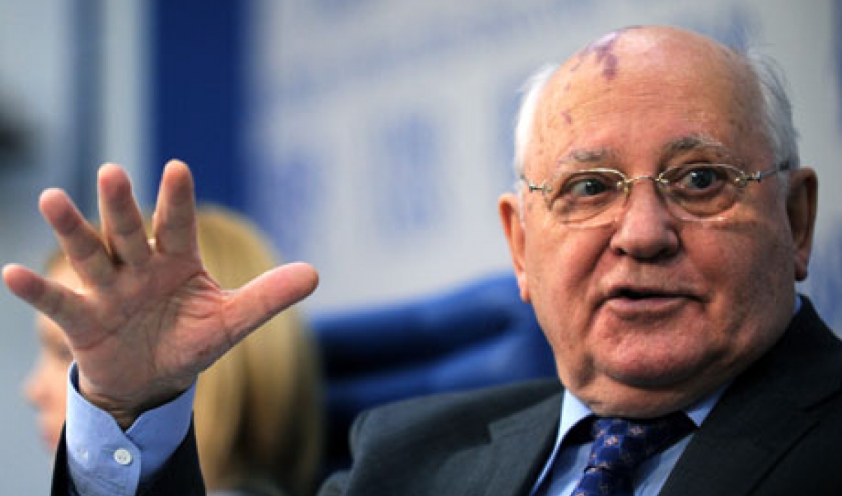 Gorbachev: Putin 'has exhausted' himself as Russia's leader | Public ...