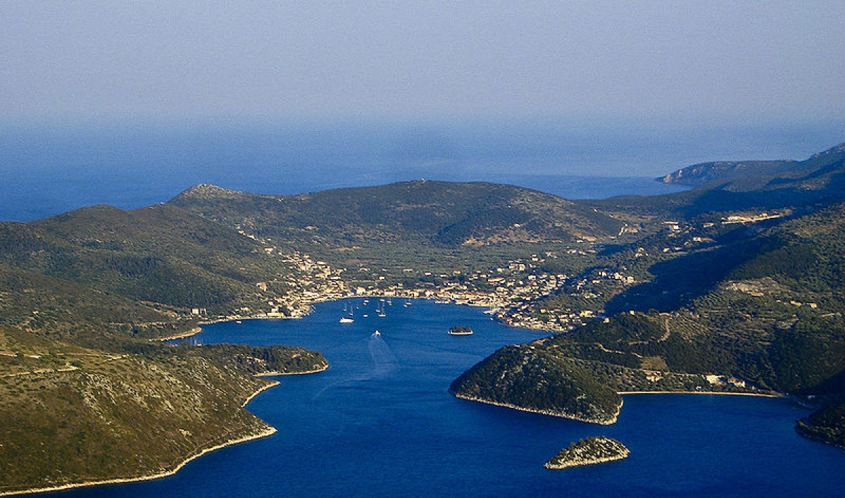 Qatar emir buys Greek island Oxia | The World from PRX