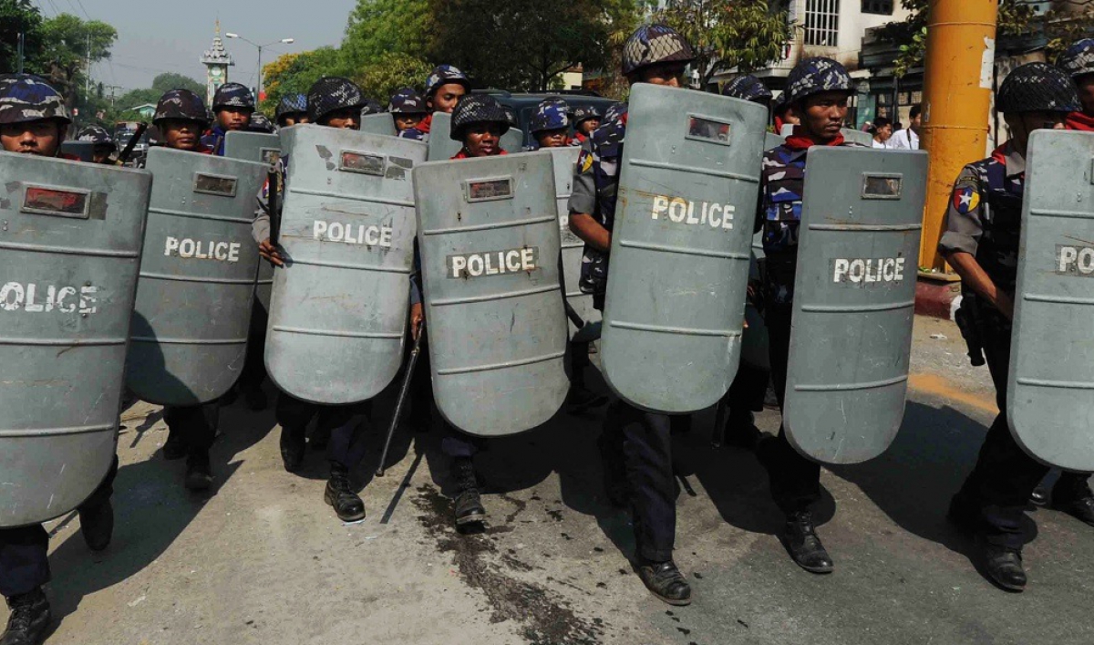 Myanmar: Anti-Muslim riots inflame city near Mandalay | The World from PRX