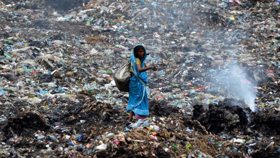 India: Buried in garbage | Public Radio International