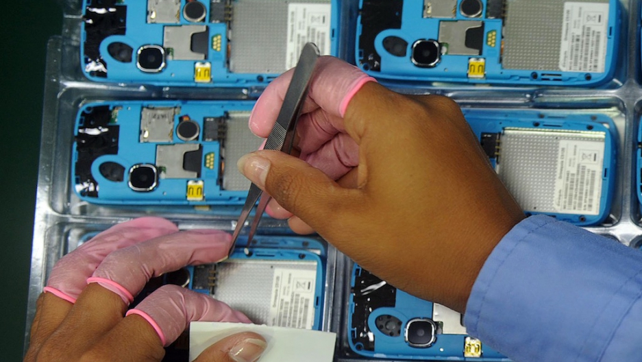 Dirty Little Smartphones | International Campaign For Responsible ...