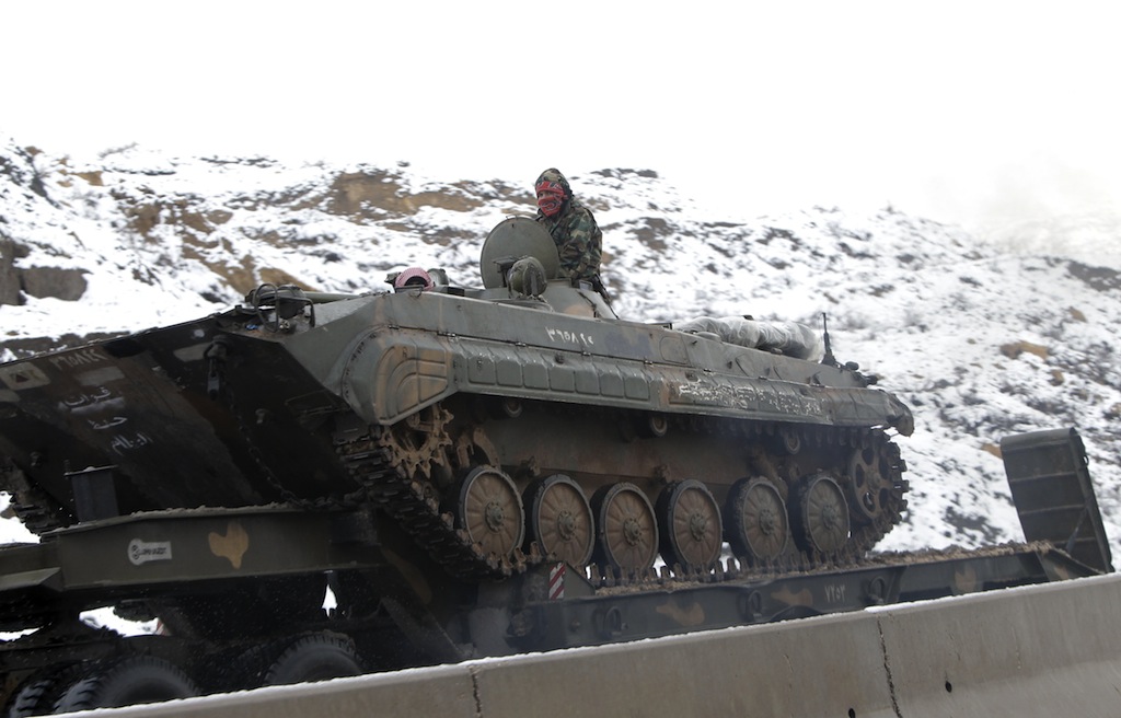 Syrian tanks enter border town of Zabadani - The World from PRX