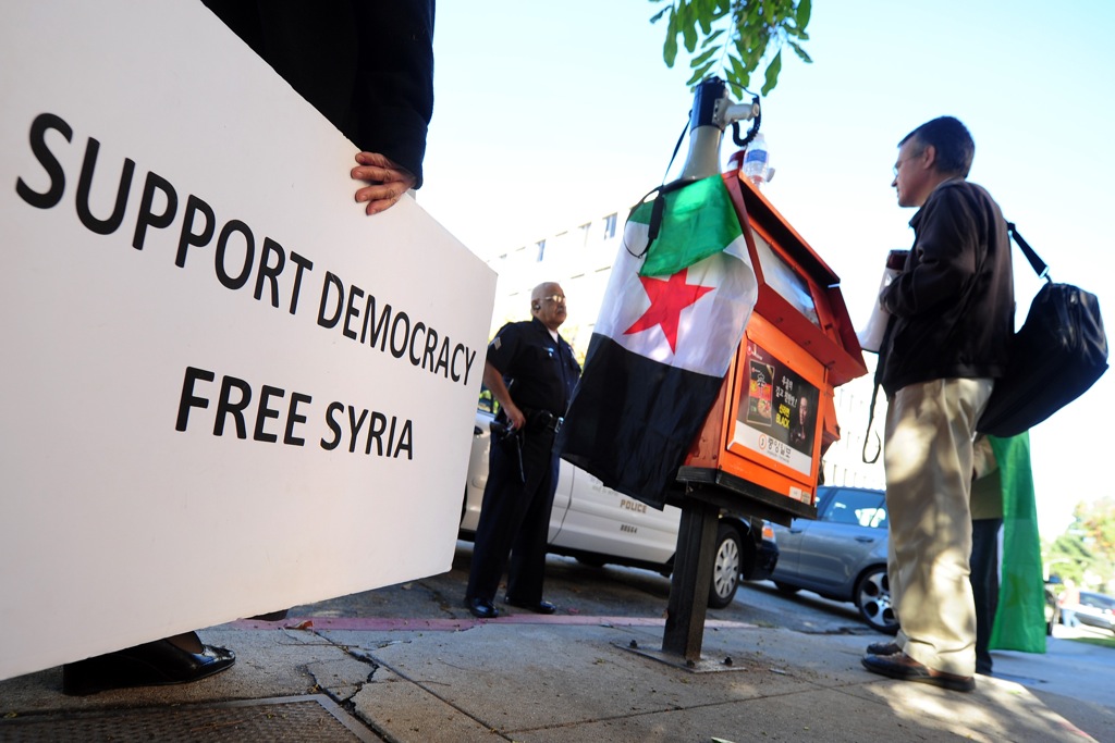 Syrian Americans divided over the conflict - The World from PRX