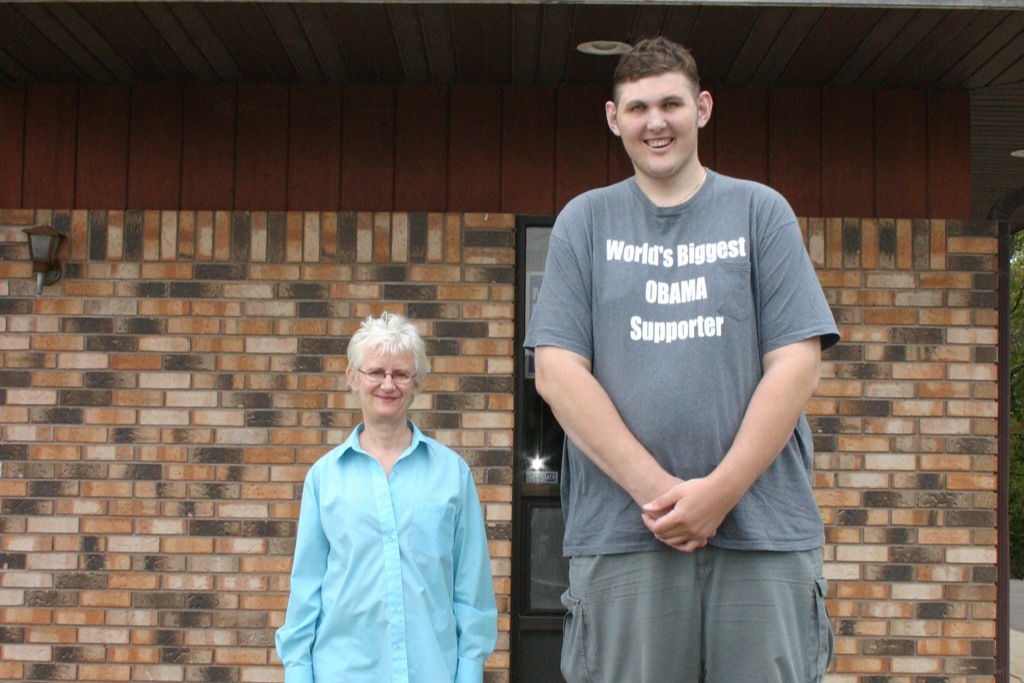 Tallest man in America gets $12,000 sneakers - size 24 - The World from PRX