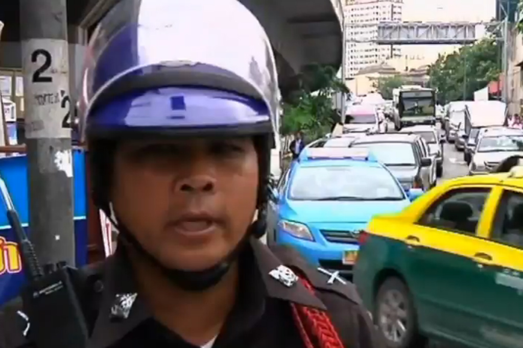 Thai traffic cop delivers 47th baby, sets record (VIDEO) - The World ...