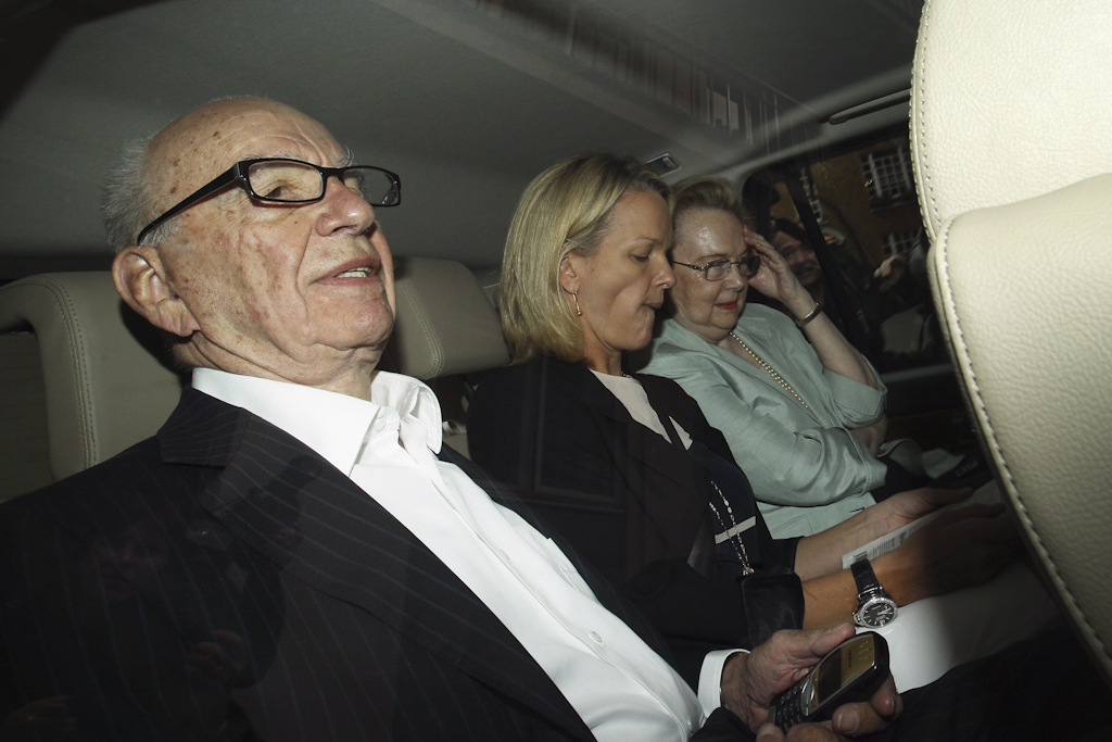 U.S. senator requests News Corp. probe over phone hacking scandal - The ...