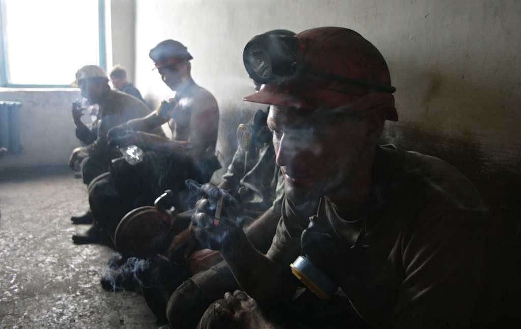 Ukraine mine blast kills 16 - The World from PRX