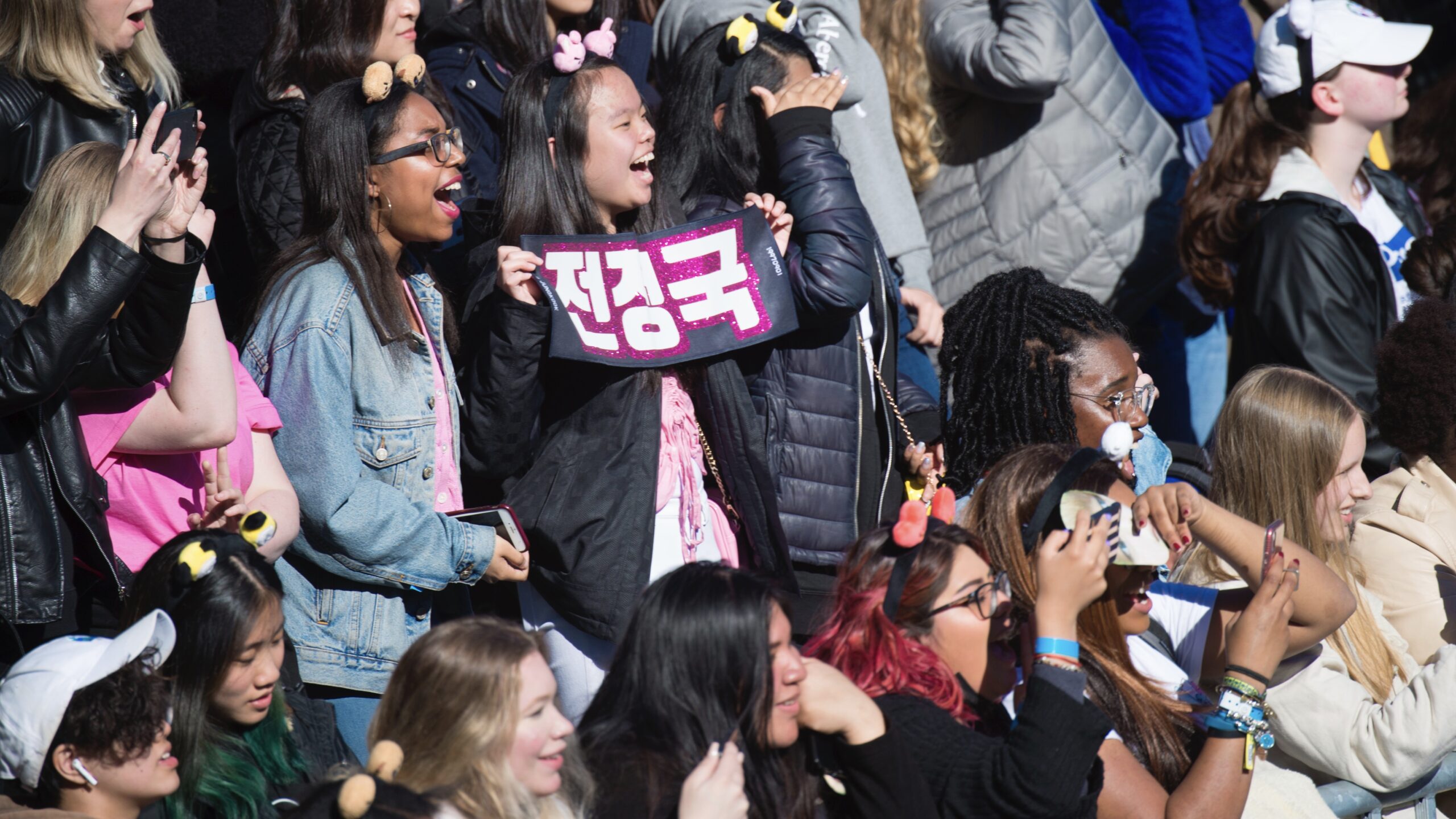 Korean pop culture inspires a Korean-language learning boom at US ...