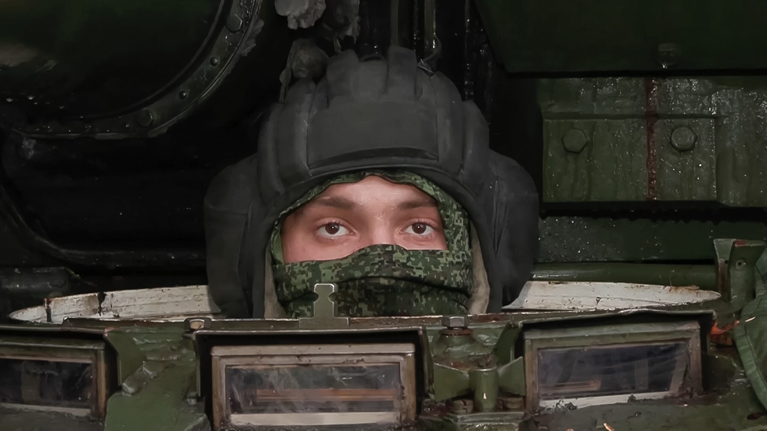 Russia is offering higher pay to lure more military recruits - The ...