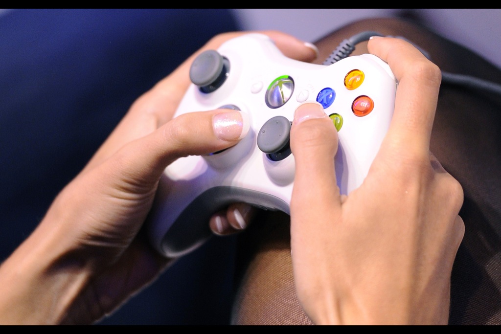 Teen 'gamer' collapses after four-day Xbox marathon - The World from PRX