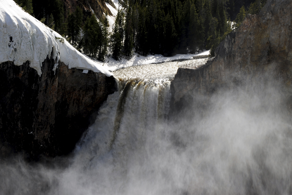 Yellowstone worker falls to her death while hiking - The World from PRX