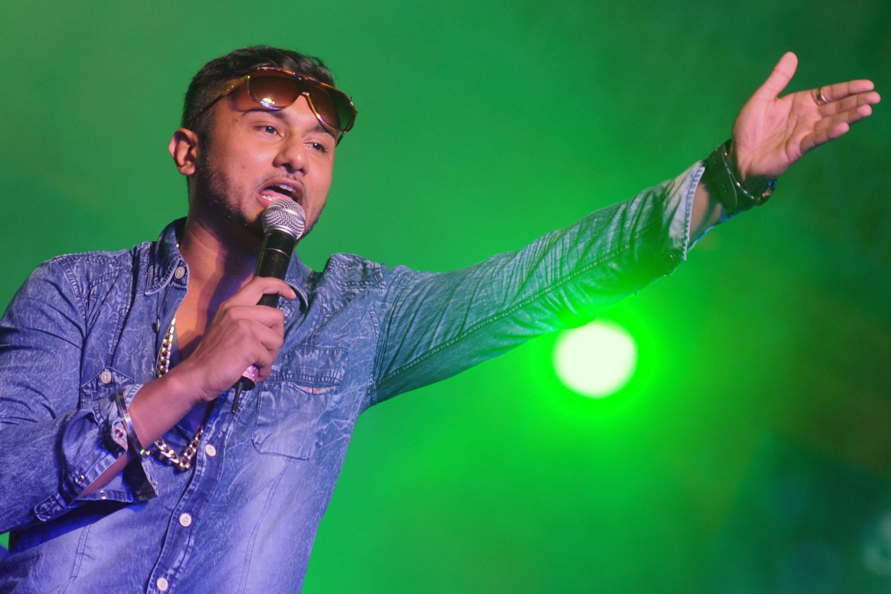India: Punjabi rapper Yo Yo Honey Singh tops 2012 Youtube views - The ...